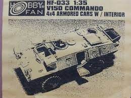 V150 Commando 4x4 Armored Cars w/ Interior - 1:35 - HobbyPlastik.dk